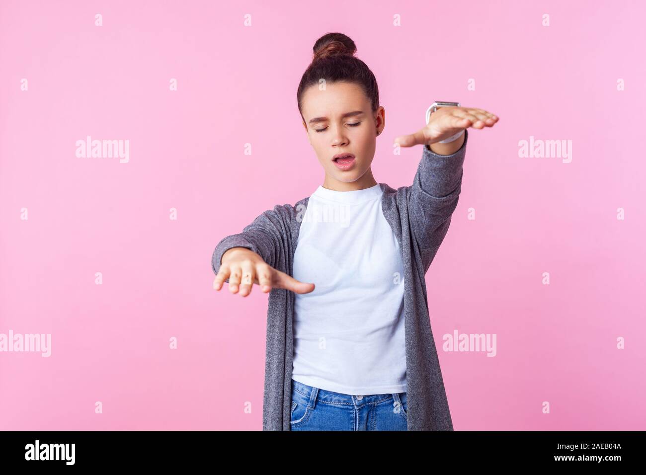 Teen hands reaching hi-res stock photography and images - Alamy