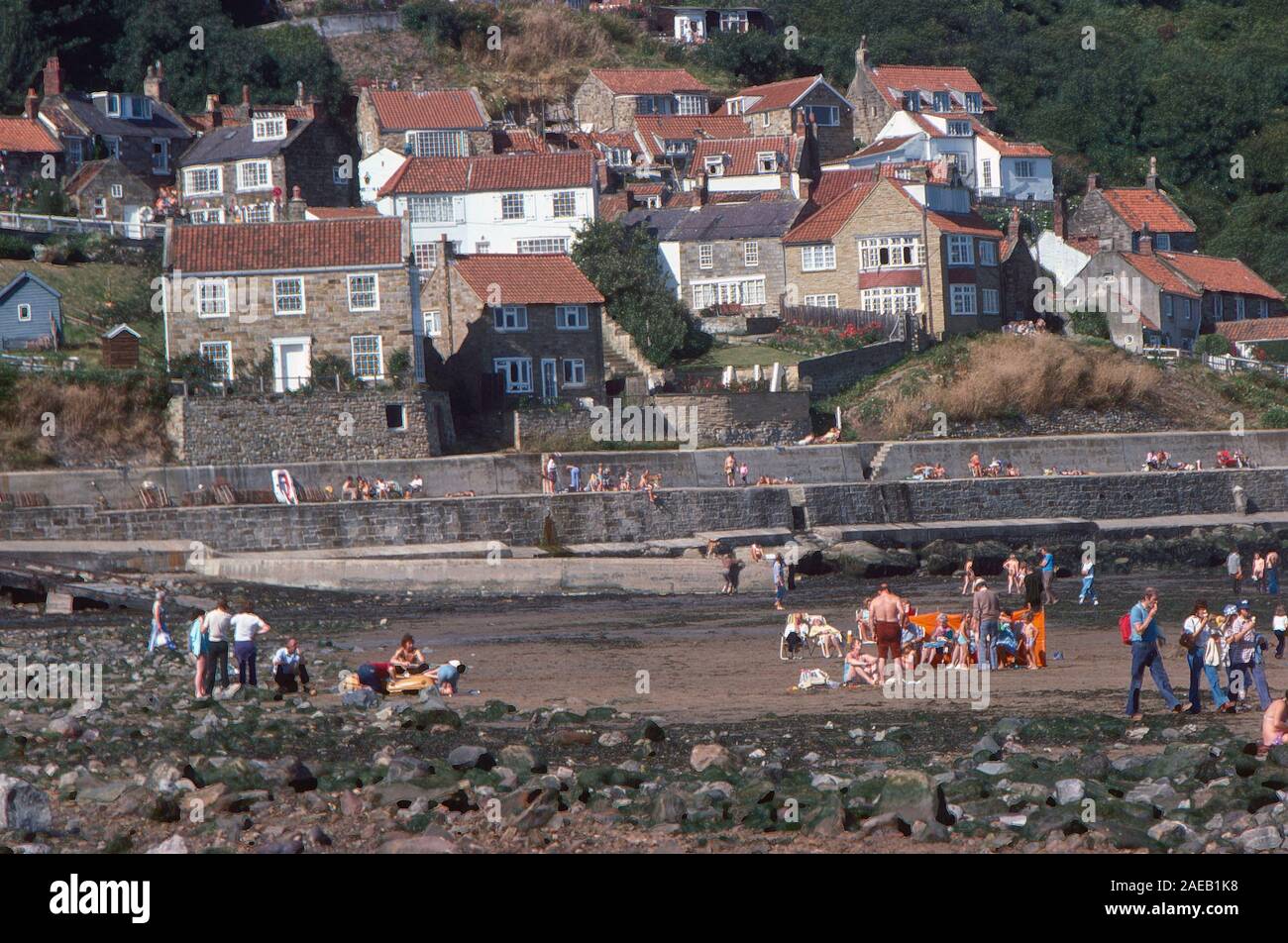 1970s people at the beach hi-res stock photography and images - Alamy