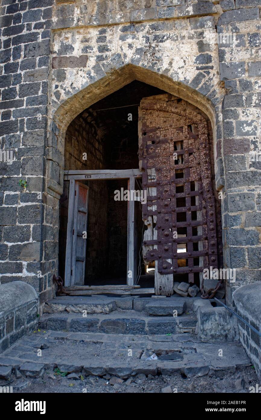 Main entrance of Paranda Fort Stock Photo - Alamy