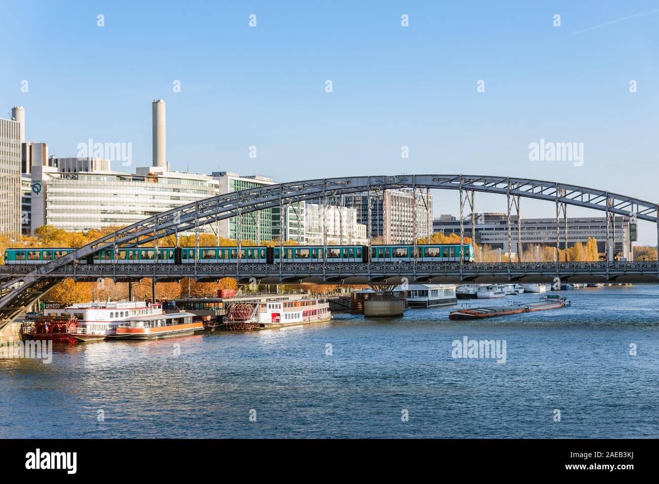 The bridge of austerlitz hi-res stock photography and images - Alamy