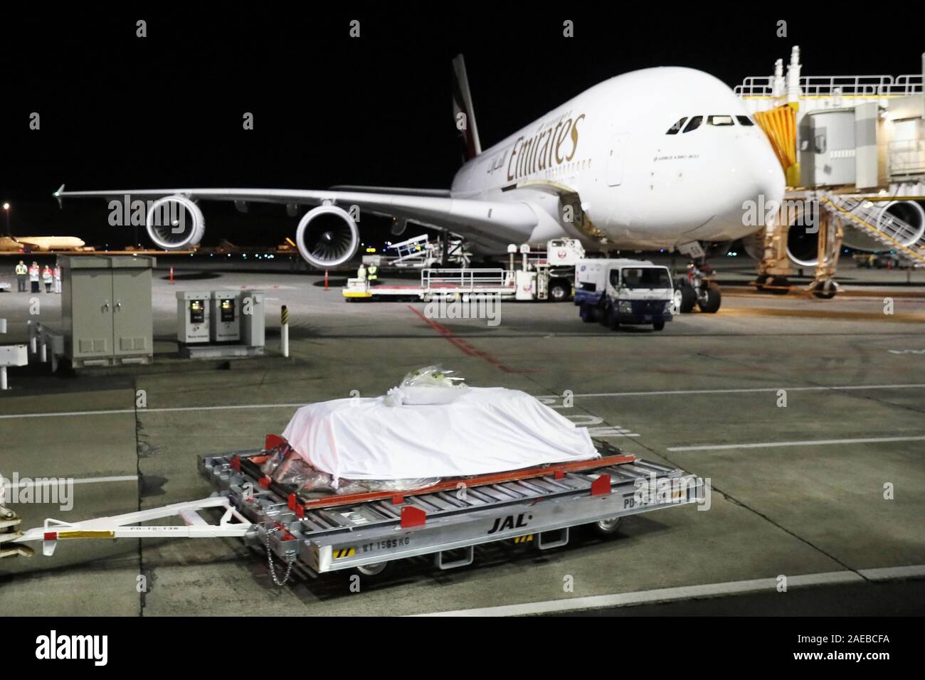 Tokyo, Japan. 08th Dec, 2019. The coffin of Japanese physician Tetsu ...