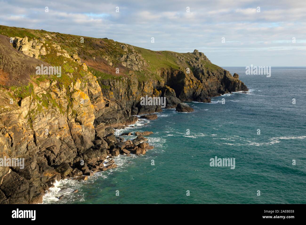 Housel Bay on the Lizard Coast of Cornwall Stock Photo - Alamy