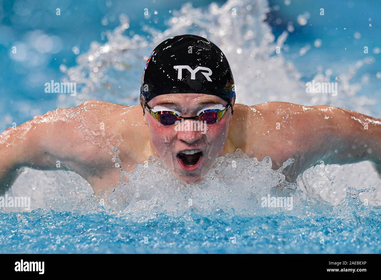 Mens 200m butterfly preliminary hi-res stock photography and images - Alamy