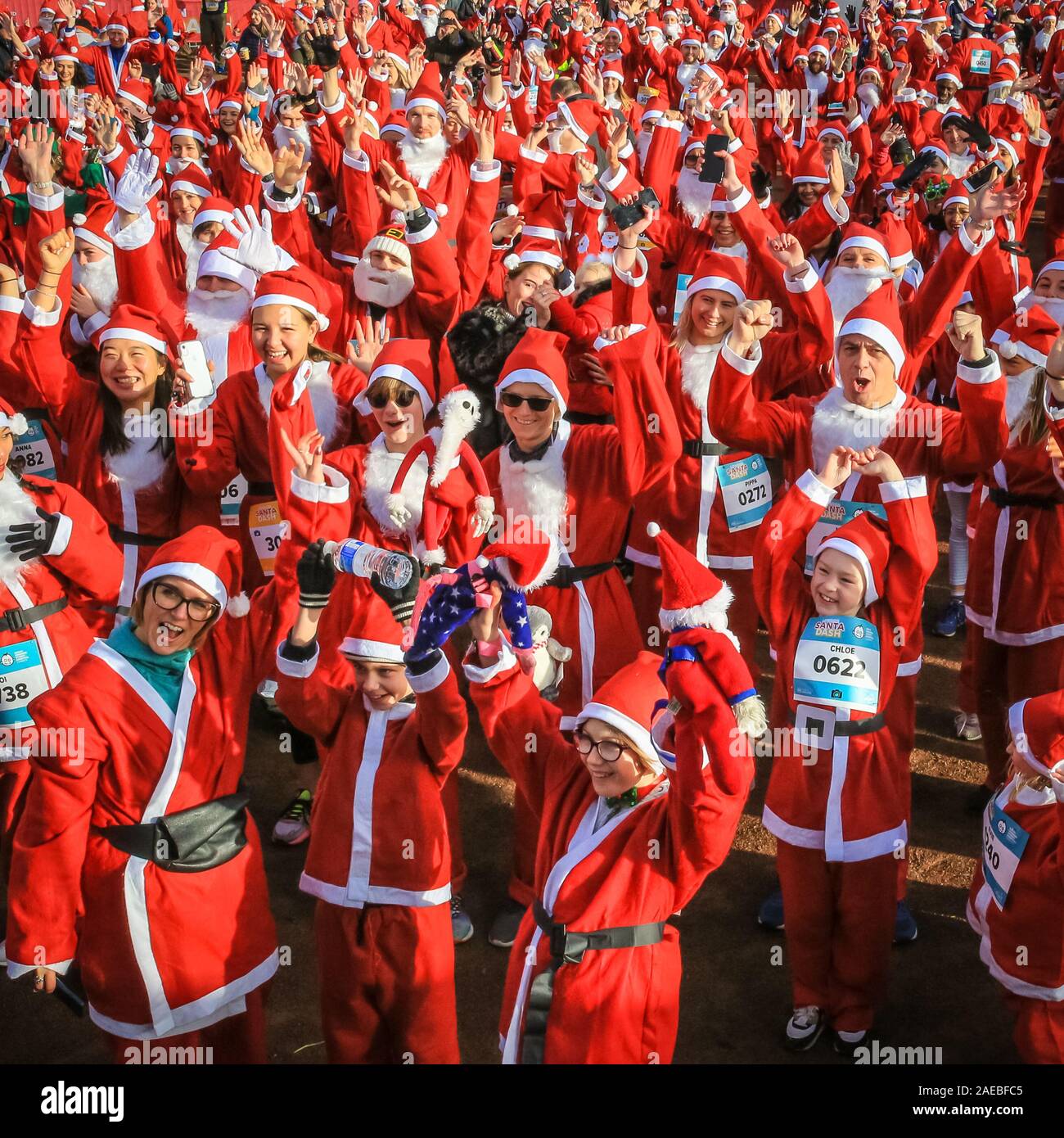 Brockwell Park, London, UK, 08th Dec 2019. The Santas have a warm up ...