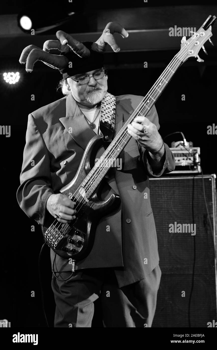 The Magic Band (Mark "Rockette" Morton pictured) play All Tomorrows ...
