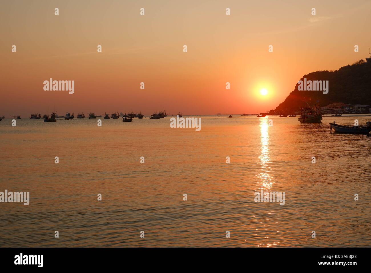 Shadow fishing hi-res stock photography and images - Alamy