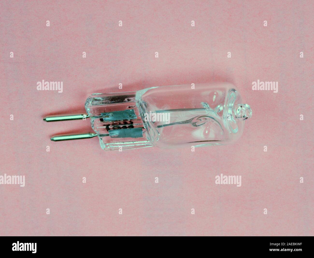 Halogen bulb device hi-res stock photography and images - Alamy