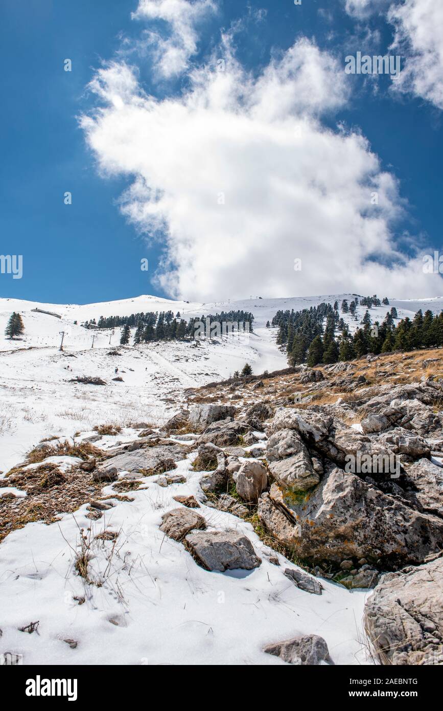 Helmos mountain hi-res stock photography and images - Alamy