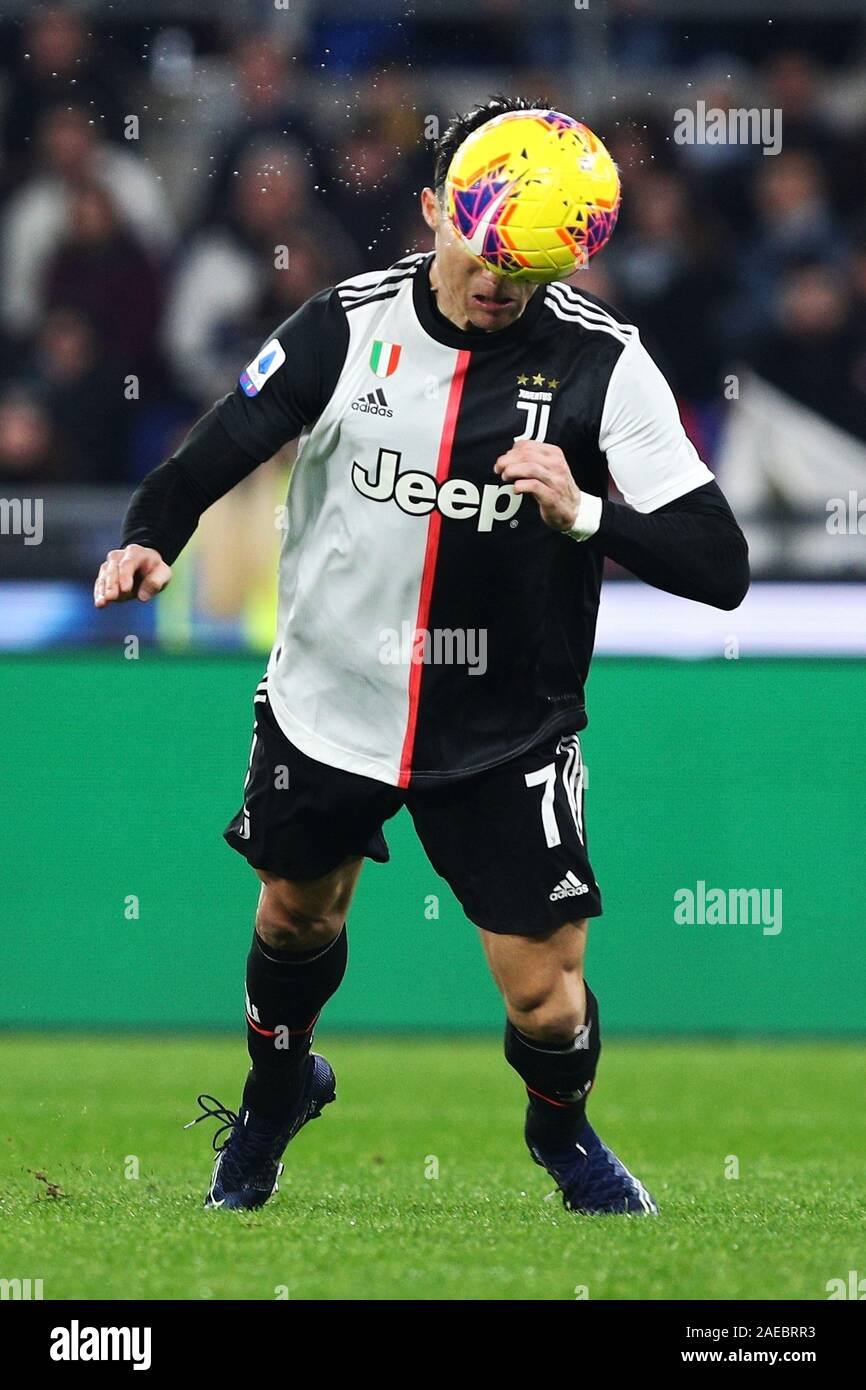 Cristiano ronaldo header goal hi-res stock photography and images - Alamy