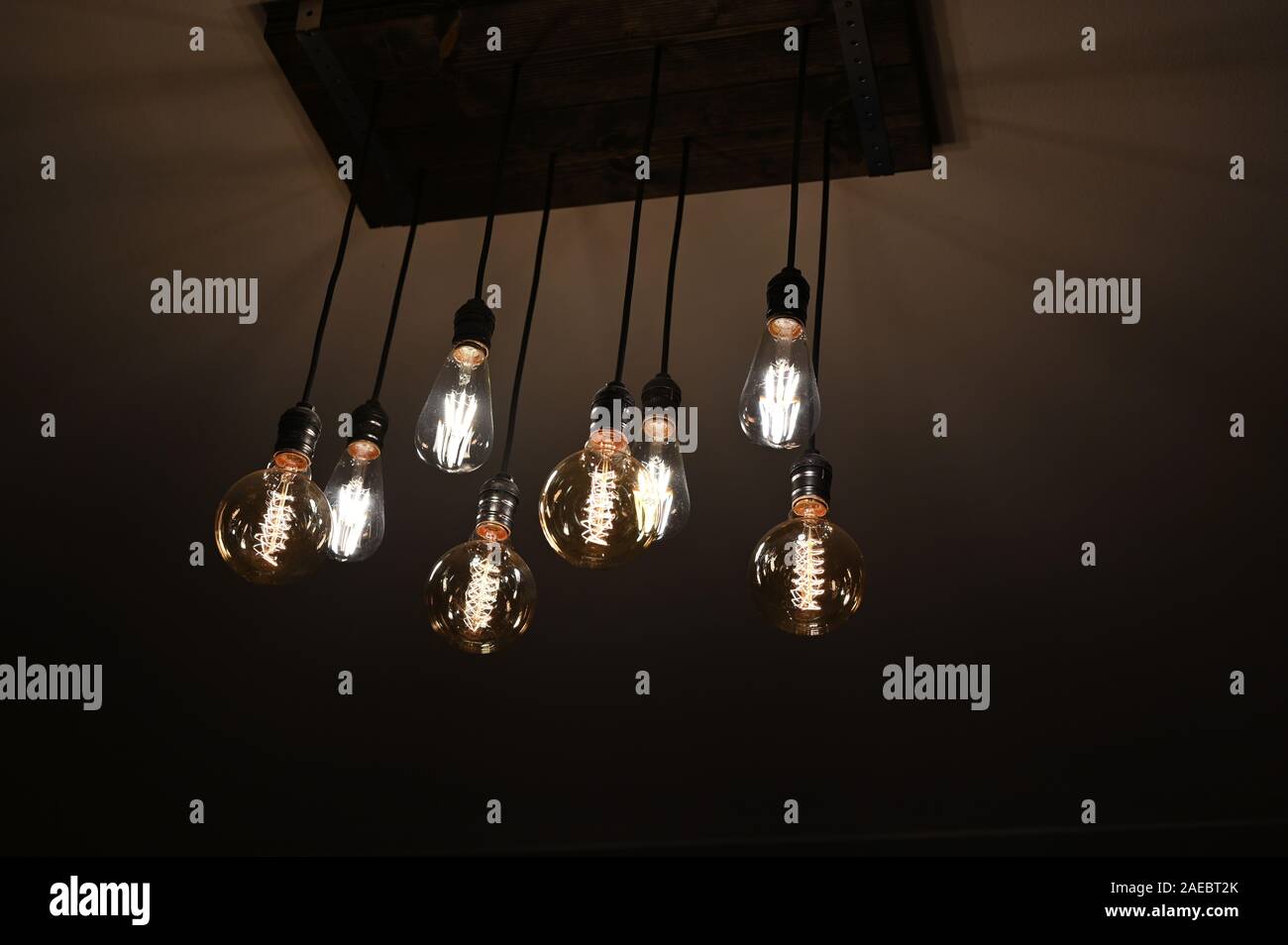 Lighting decor beautiful retro hi-res stock photography and images - Alamy