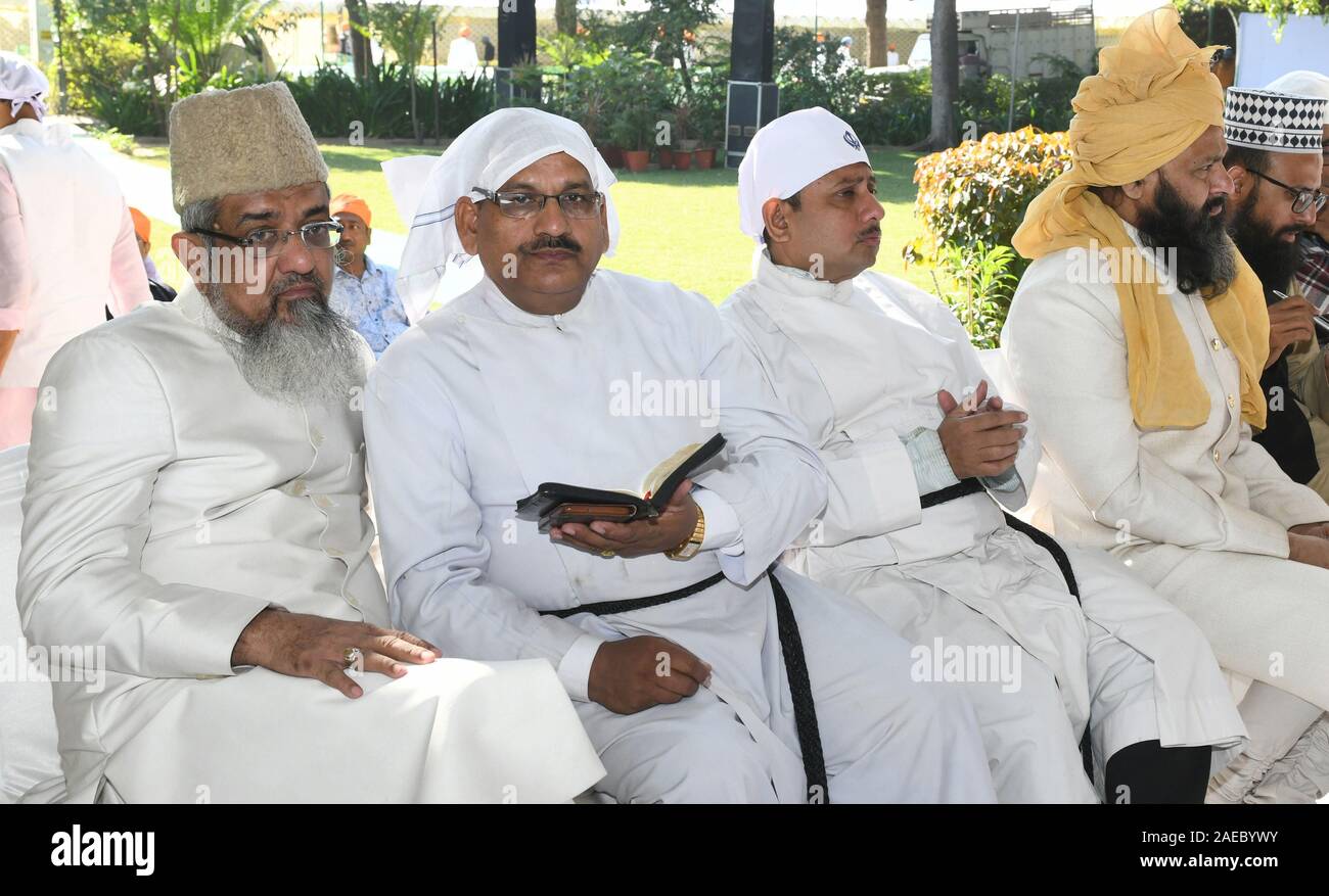 Muslim & Christian priests take part in the Shabad Kirtan held on the ...
