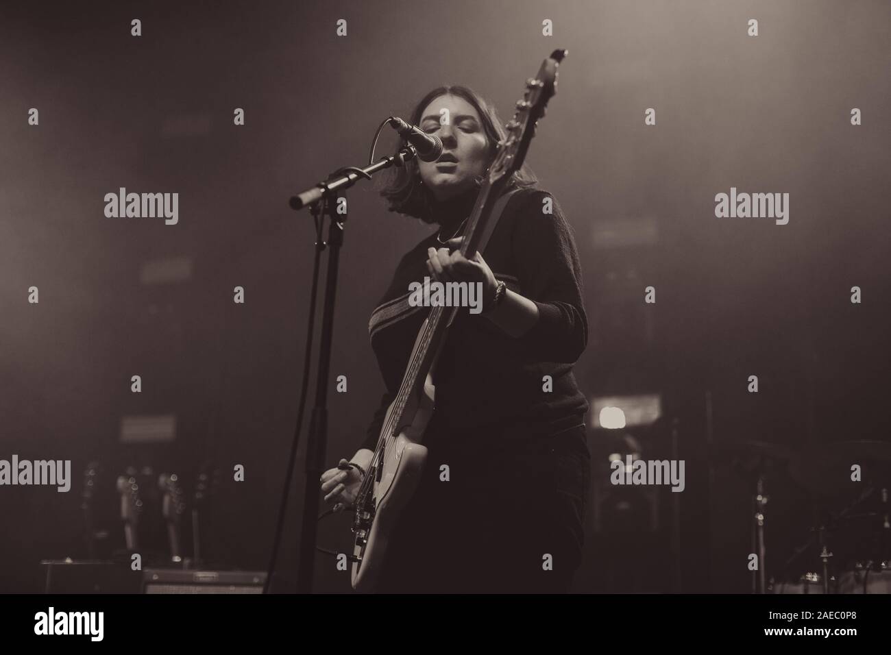 Brooke bentham singer hi-res stock photography and images - Alamy