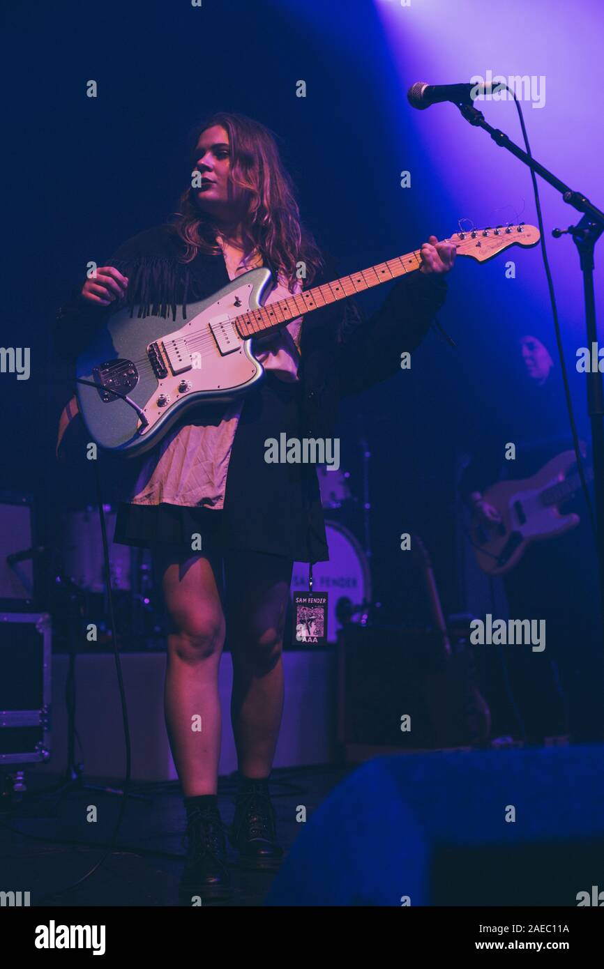 Brooke bentham singer hi-res stock photography and images - Alamy