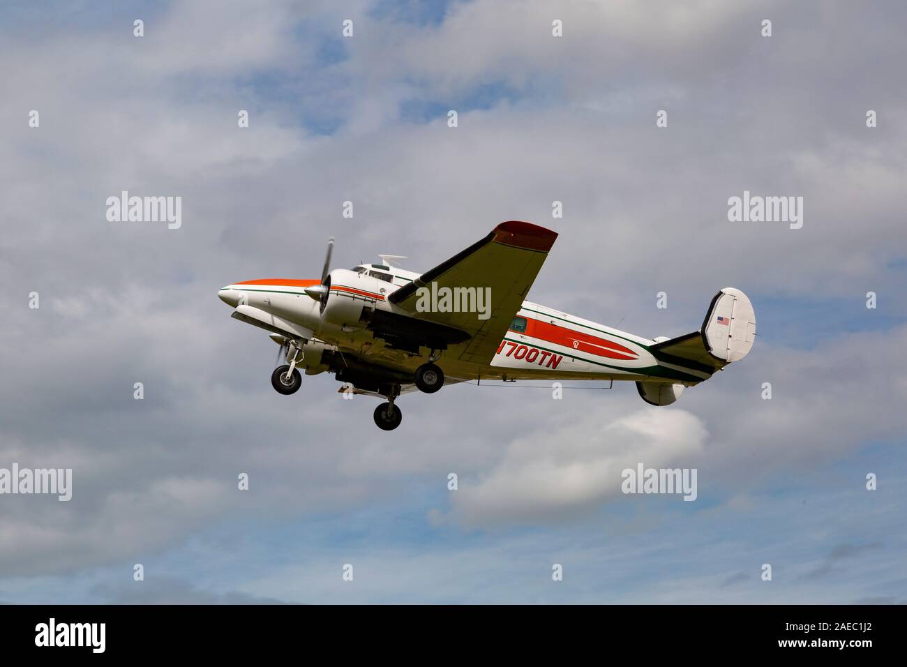 Beech H-18 Tri-Gear N700NT Stock Photo - Alamy