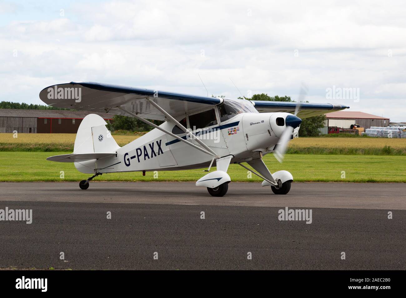 Piper PA-20-135 Pacer G-PAXX Stock Photo - Alamy