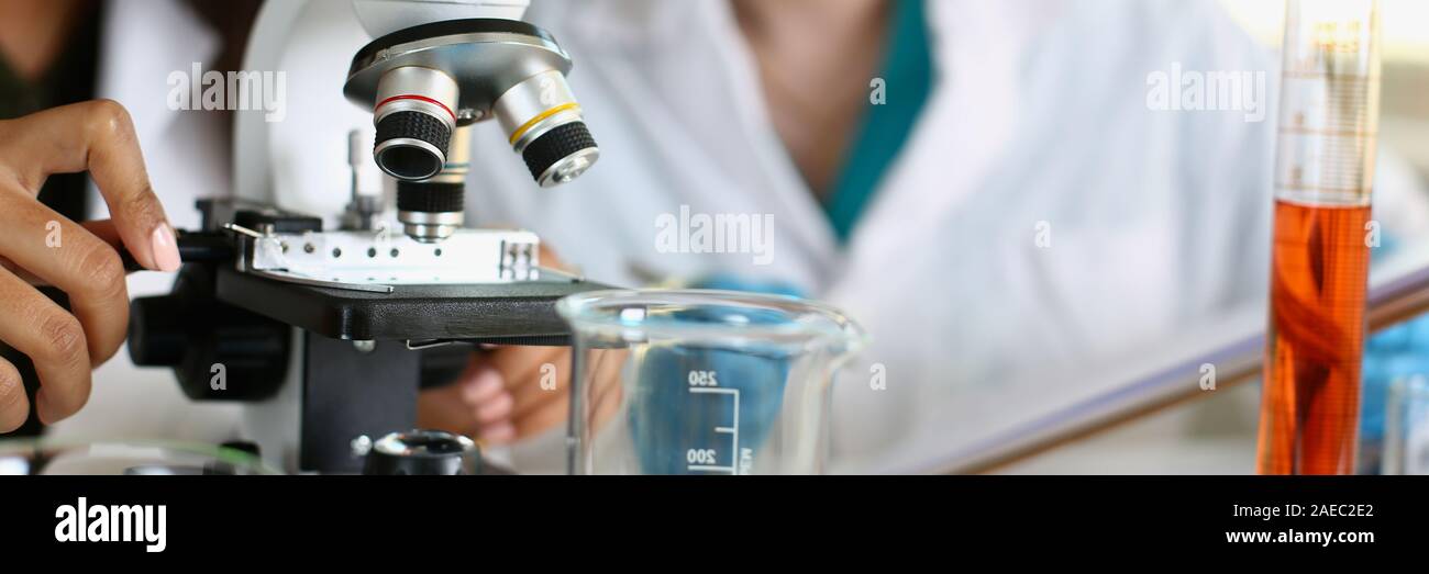 Two scientists of a student chemist are conducting Stock Photo - Alamy