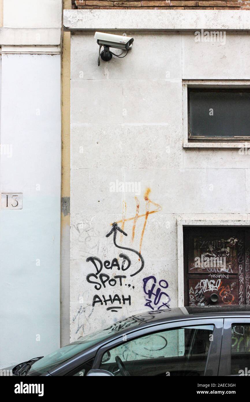 Witty vertical hi-res stock photography and images - Alamy