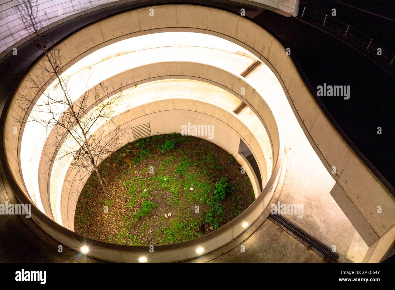 Main train station Liege Guillemins, which was designed by santiago ...