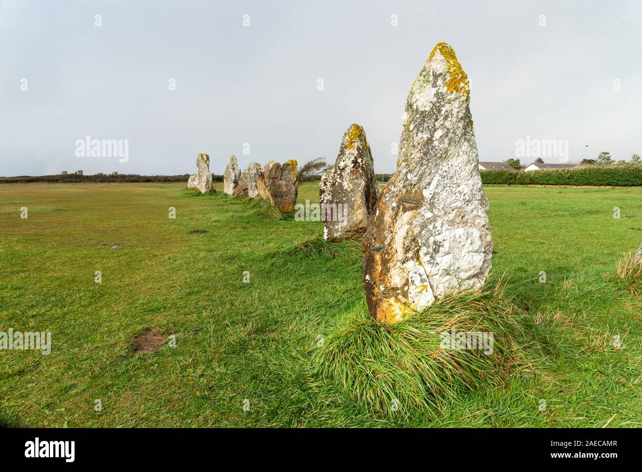 Alignment stand hi-res stock photography and images - Alamy