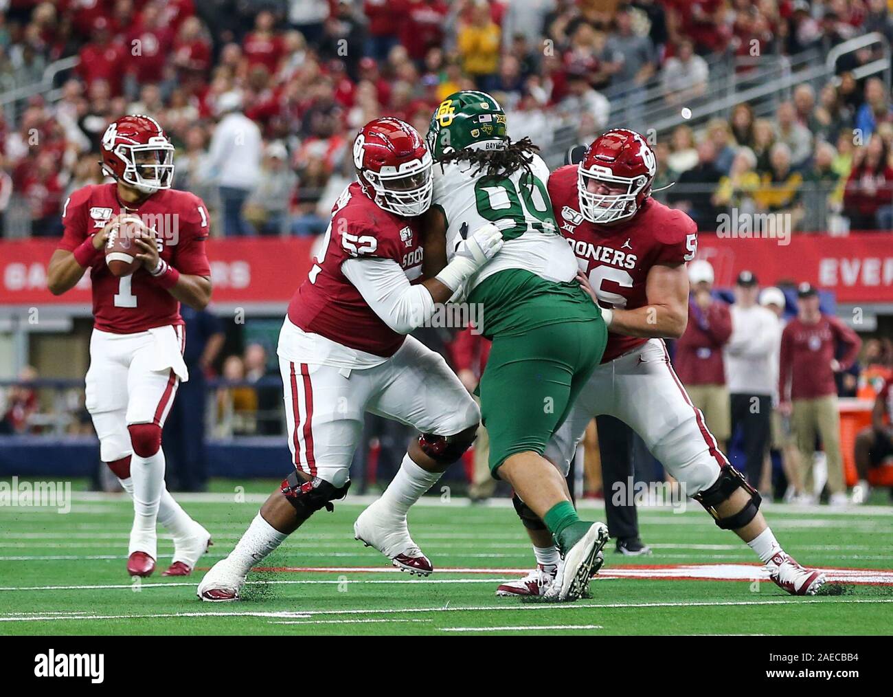 Humphrey the bear hi-res stock photography and images - Alamy