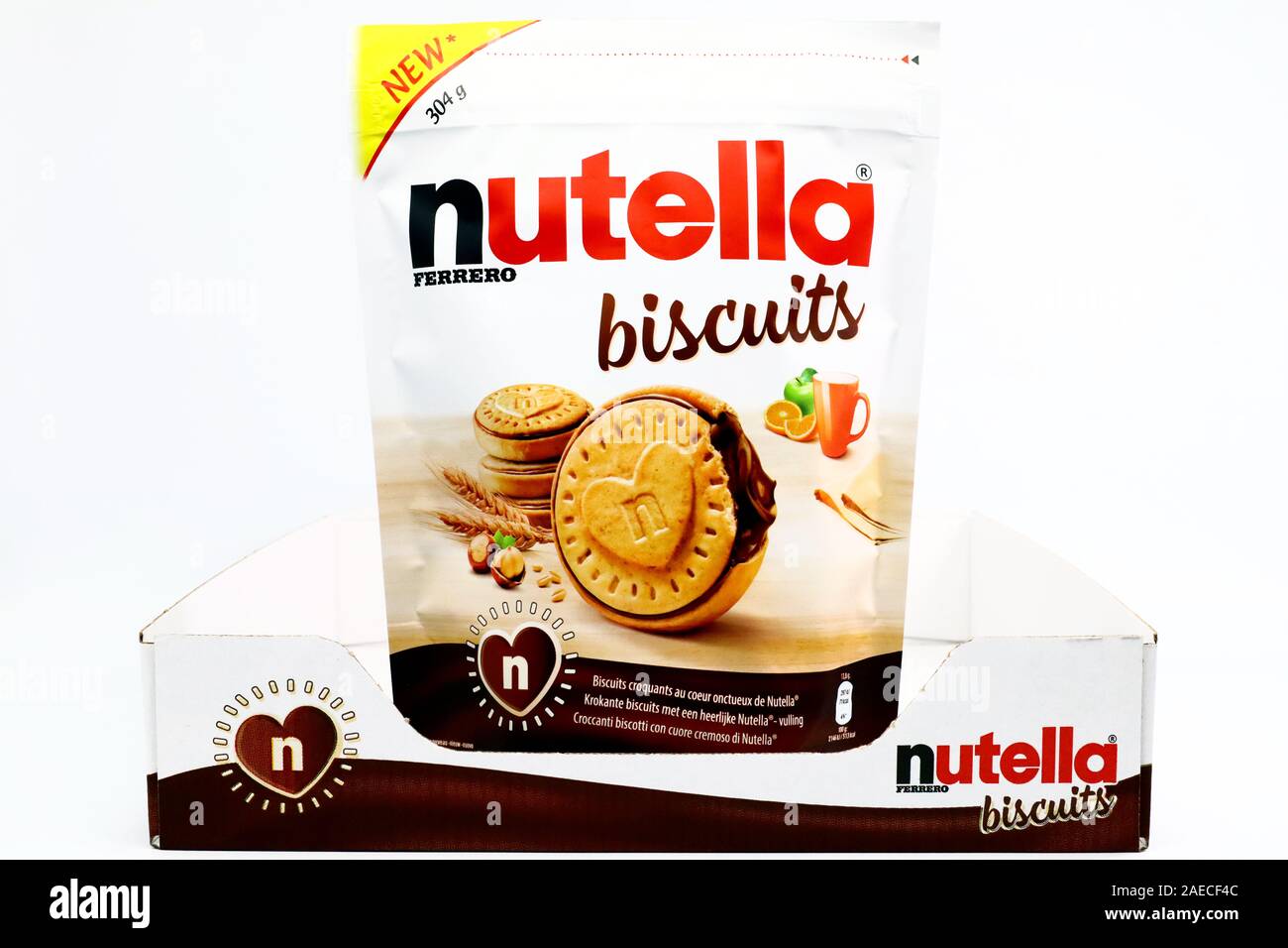 Nutella biscuits, crunchy cookies with Hazelnut spread and Cocoa ...