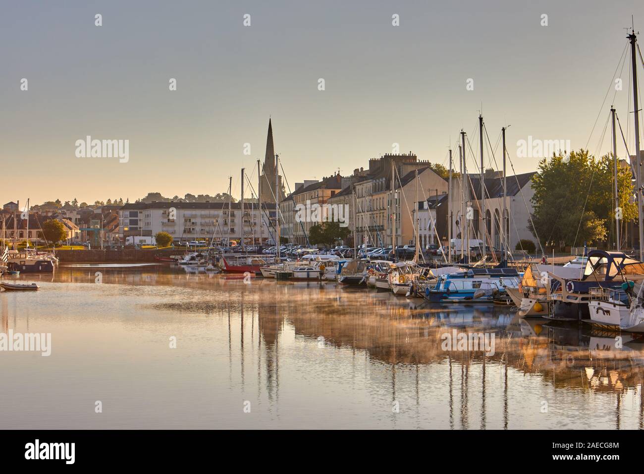 Image of the marina at Redon, Brittany, France early morning Stock ...
