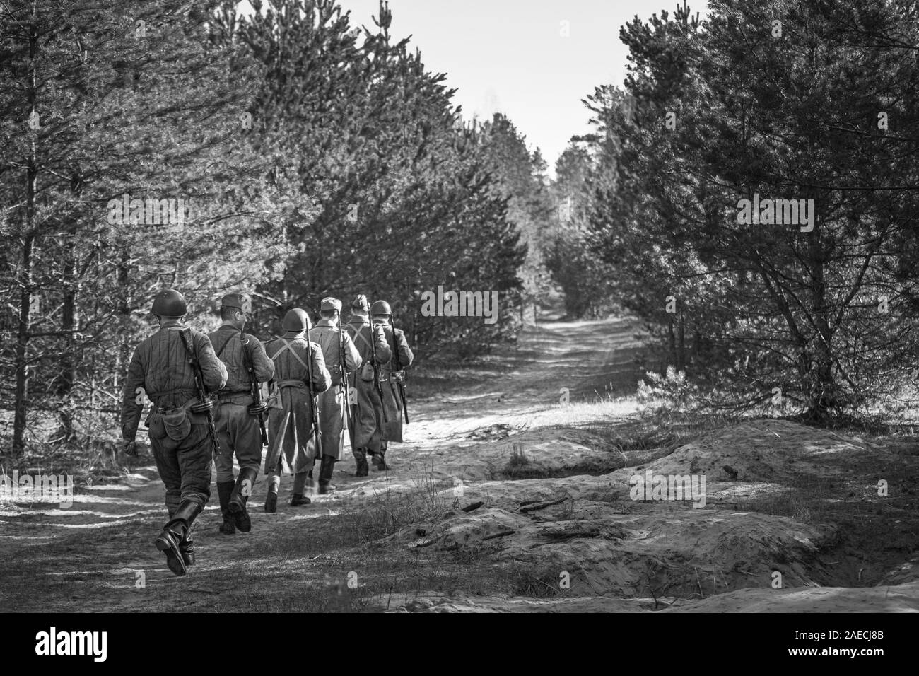 Marching Black and White Stock Photos & Images - Alamy