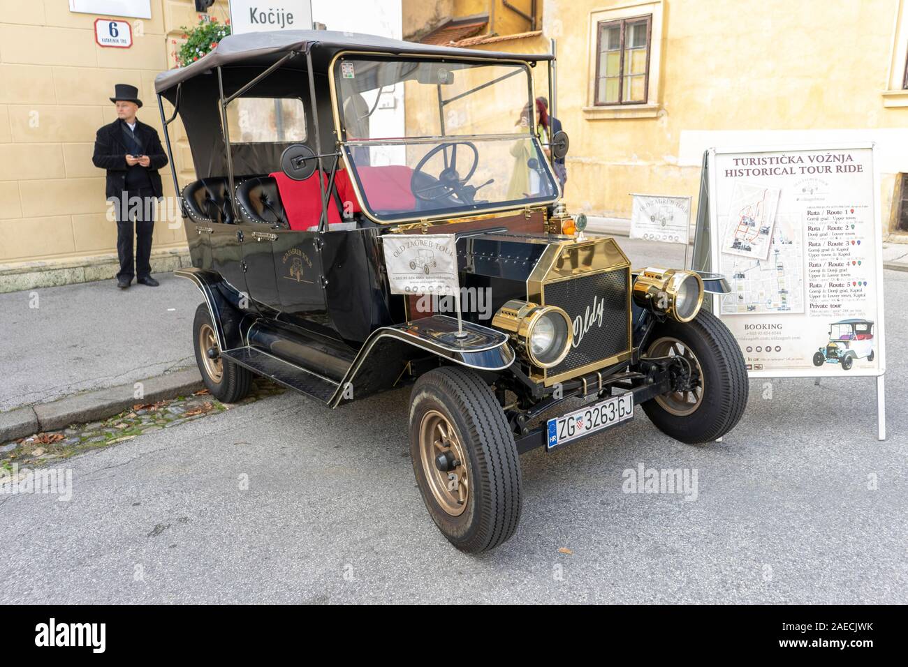 Old timer hi-res stock photography and images - Alamy