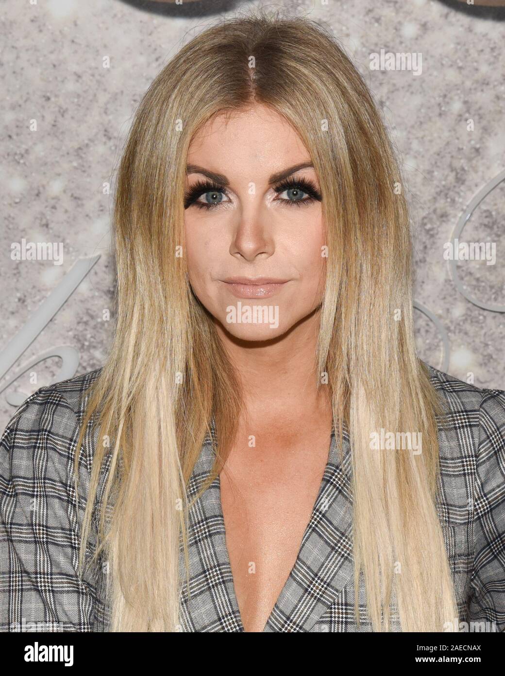 07 December 2019 - Hollywood, California - Lindsay Ell. Brooks Brothers ...