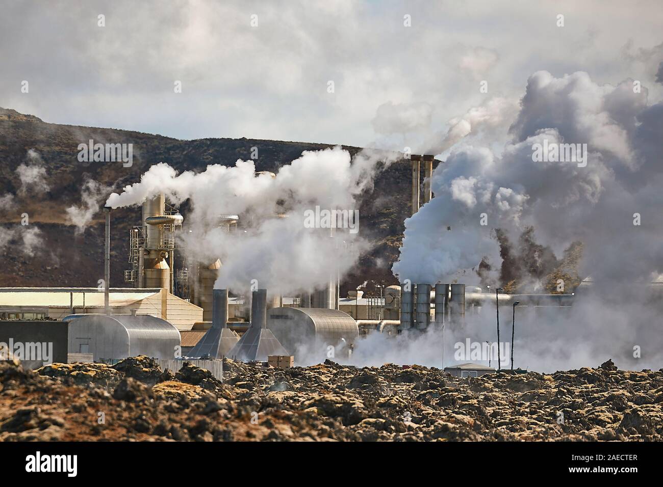 Geothermal power plant Stock Photo - Alamy