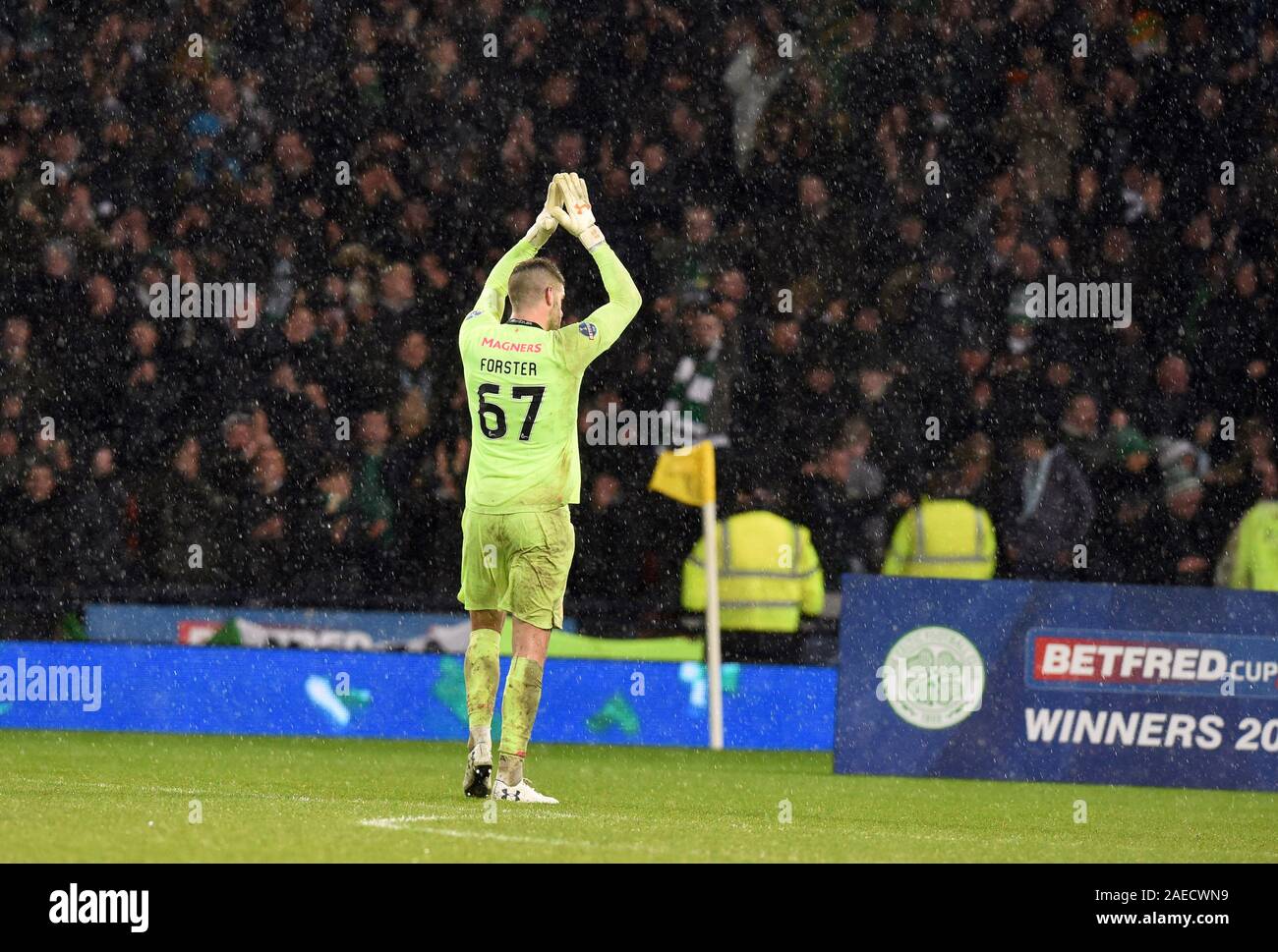 Celtic vs rangers fans hi-res stock photography and images - Alamy
