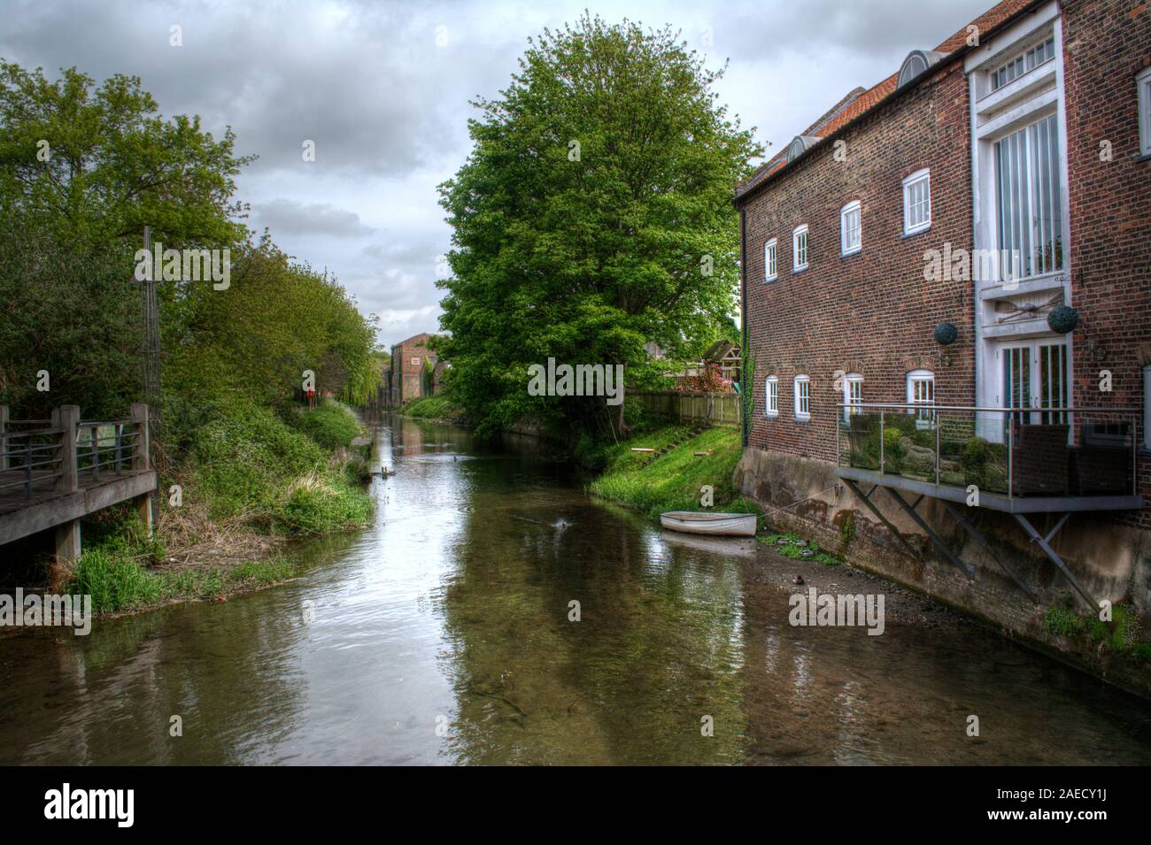 Louth canal hi-res stock photography and images - Alamy