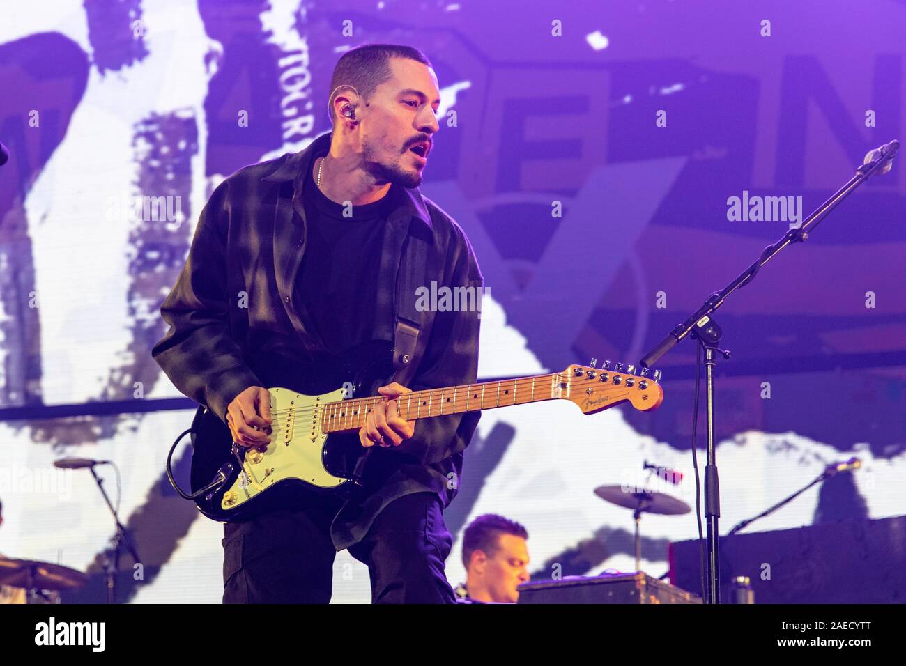 David quon hi-res stock photography and images - Alamy