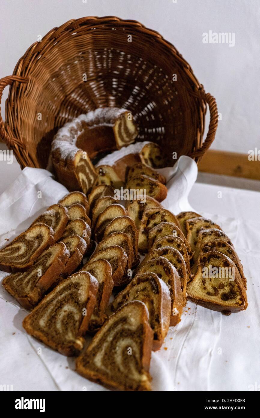 Potica cake, typical Slovenian dessert Stock Photo - Alamy