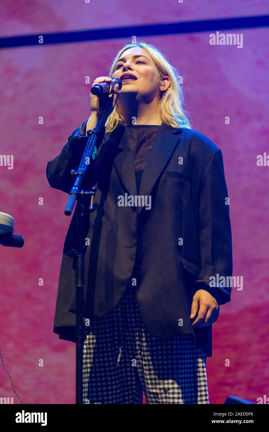 Charity rose thielen hi-res stock photography and images - Alamy
