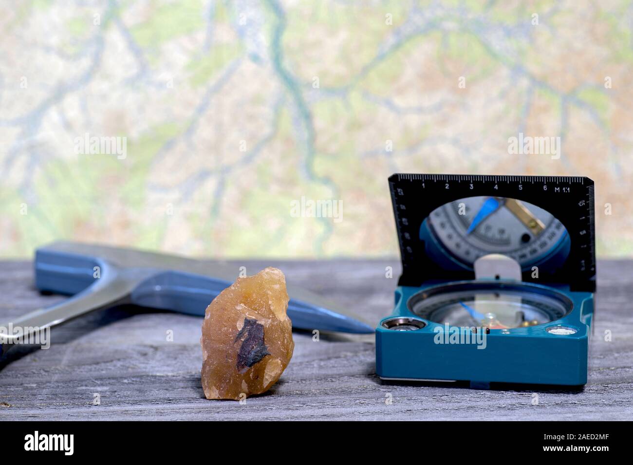 Geologists hammer hi-res stock photography and images - Alamy