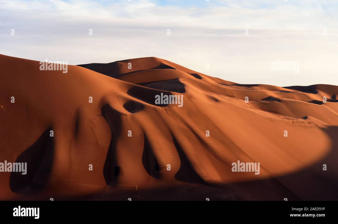 Natural desert shapes hi-res stock photography and images - Alamy