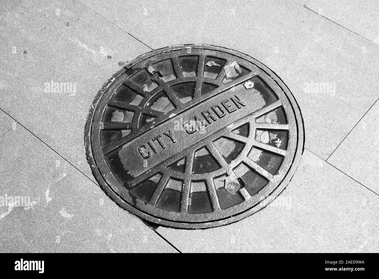 Manhole cover Black and White Stock Photos & Images - Alamy