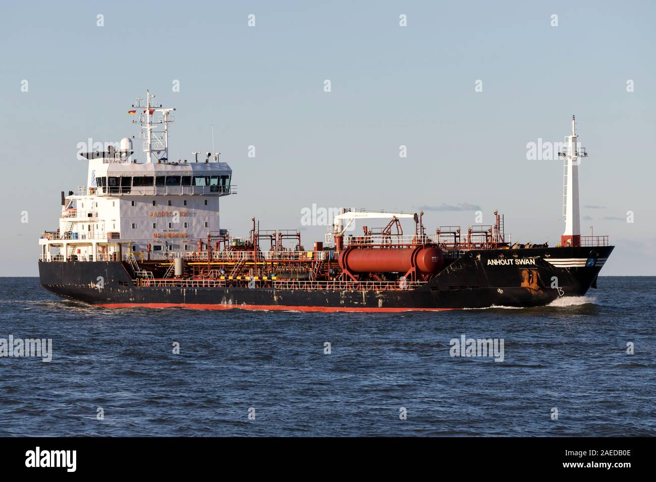 Oil tankers ship hi-res stock photography and images - Alamy
