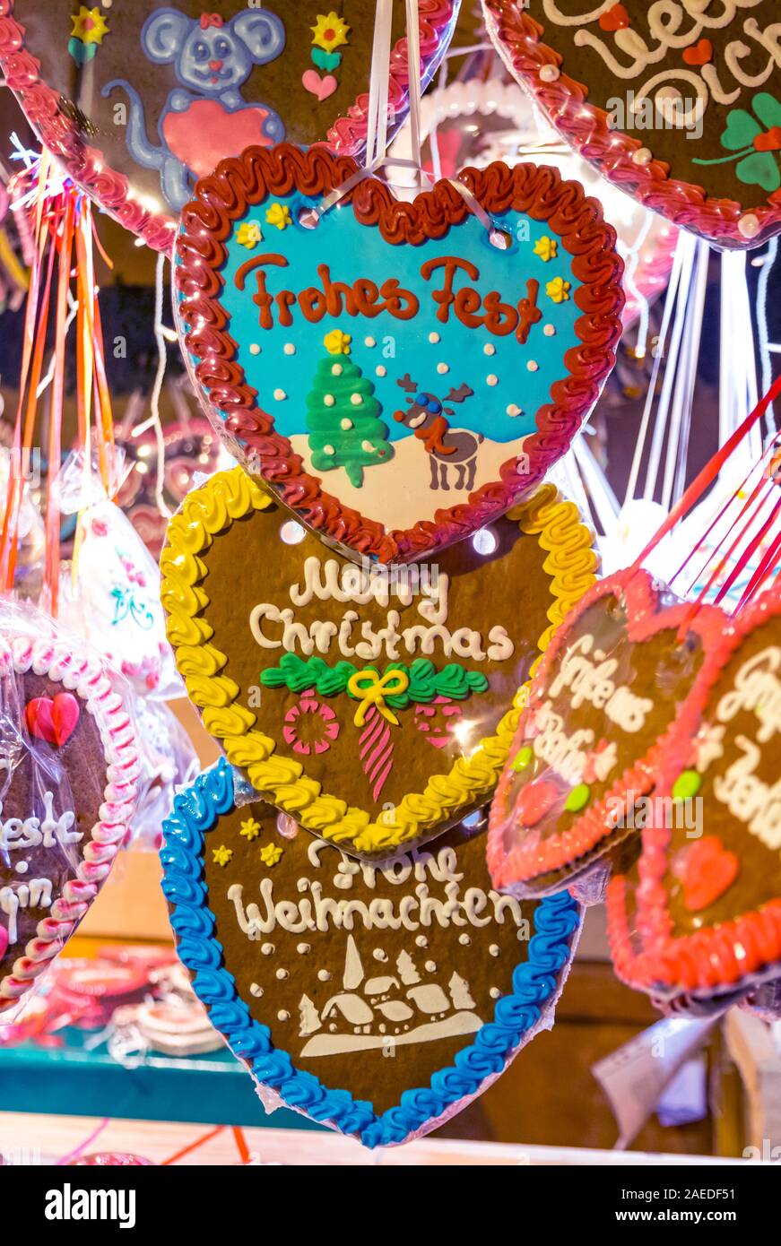 Gingerbread heart germany hi-res stock photography and images - Alamy