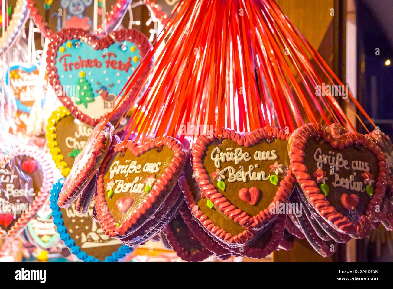 Gingerbread heart germany hi-res stock photography and images - Alamy