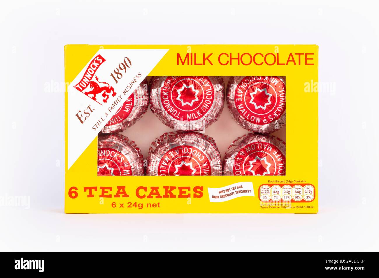 Tunnocks tea cakes hi-res stock photography and images - Alamy