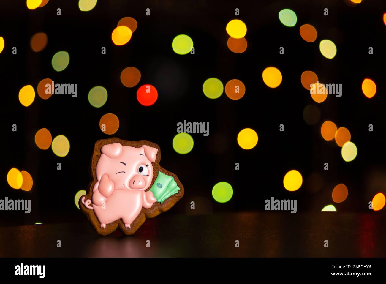 Pig Eating Cookie Memes Tampa International Airport On X: "Me: *I