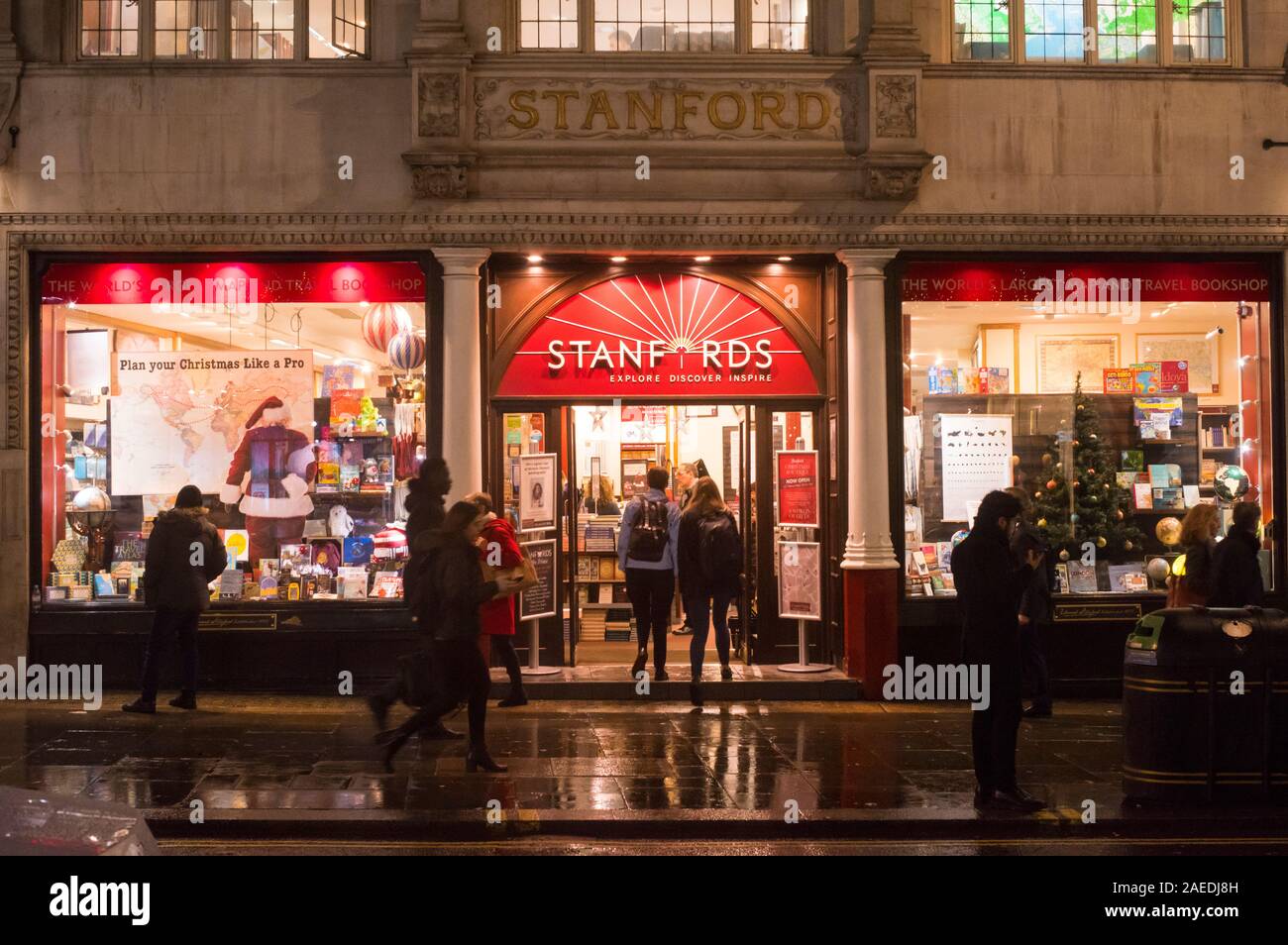 The old Stanfords map shop in Long Acre, London at night Stock Photo ...