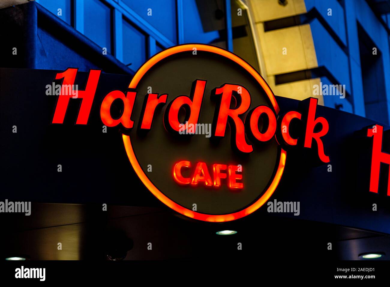 Hard rock cafe london exterior hi-res stock photography and images - Alamy