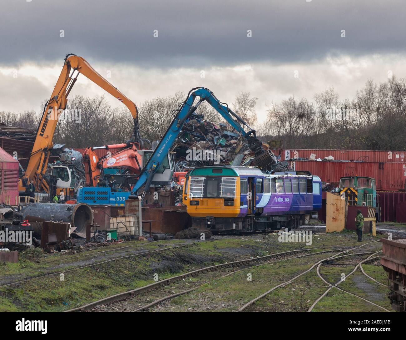 Pacer train scrap yard hi-res stock photography and images - Alamy