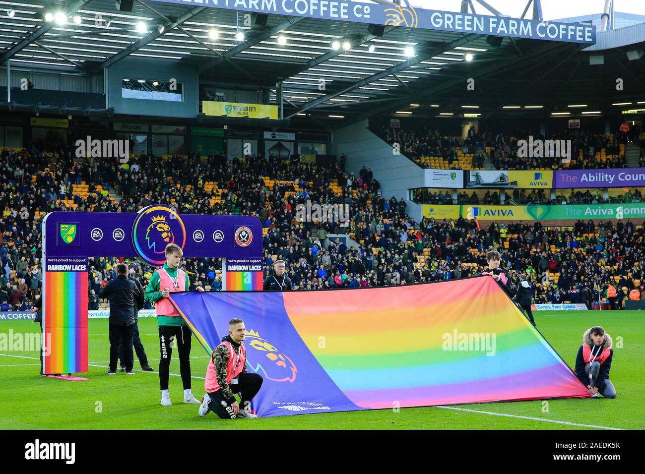 Rainbow laces campaign hi-res stock photography and images - Alamy