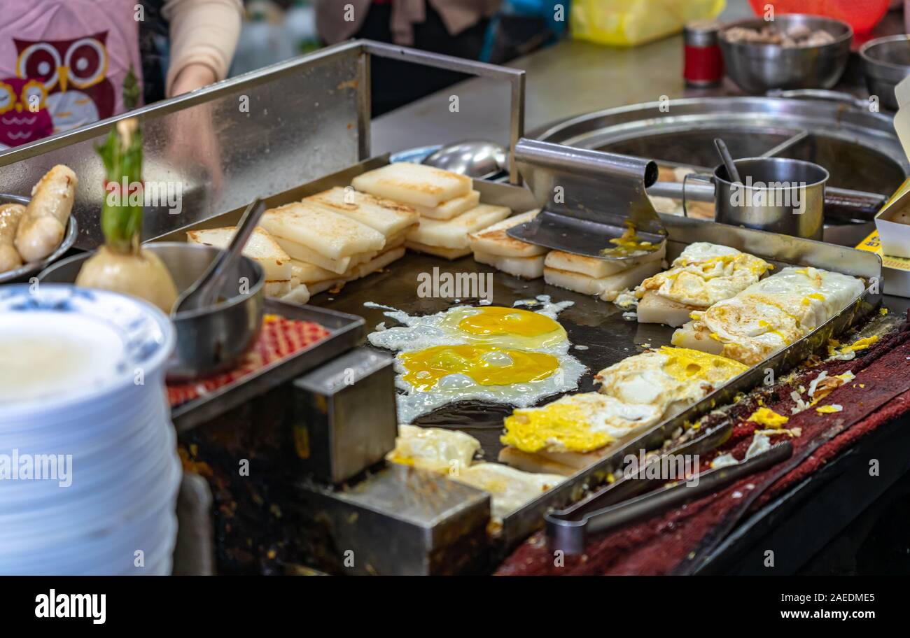Taichung Second Public Market. famous tourist attraction, people can ...