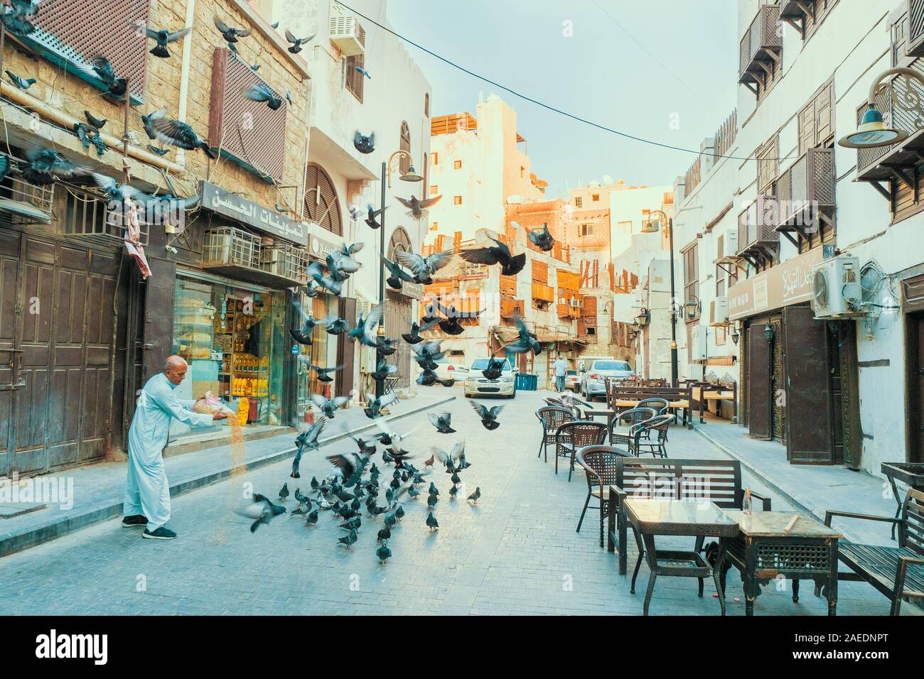 Street scene jeddah saudi arabia hi-res stock photography and images ...