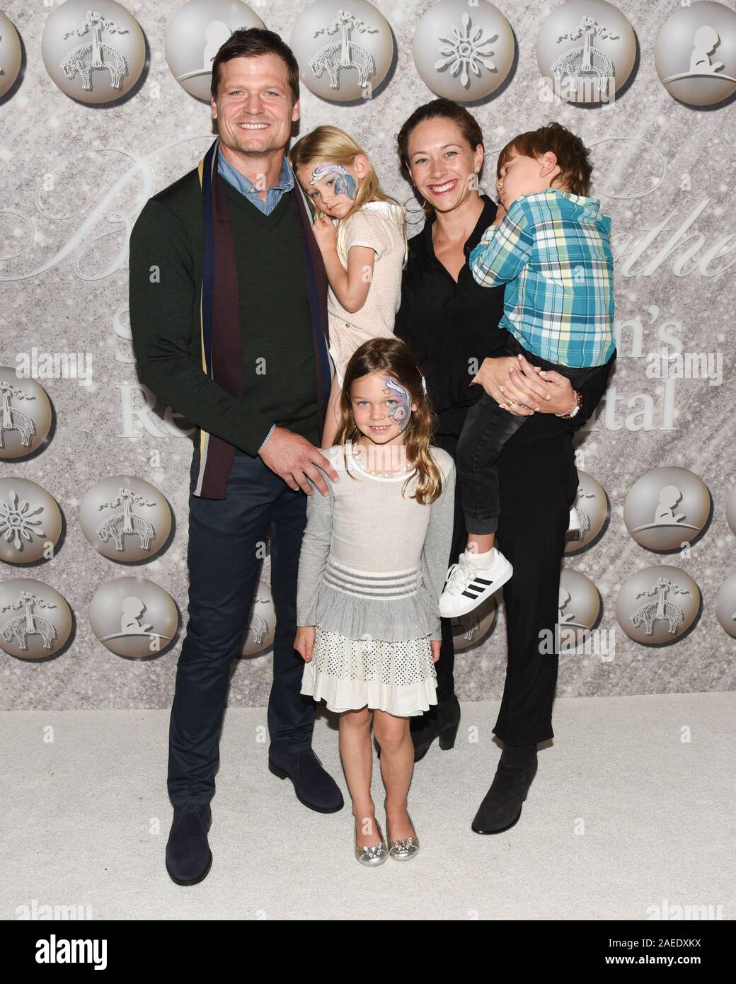 Hollywood, California, USA. 07th Dec, 2019. Bailey Chase, Amy Chase ...